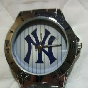 MLB | Accessories | New York Yankees Logo Stainless Steel Watch New Wh ...